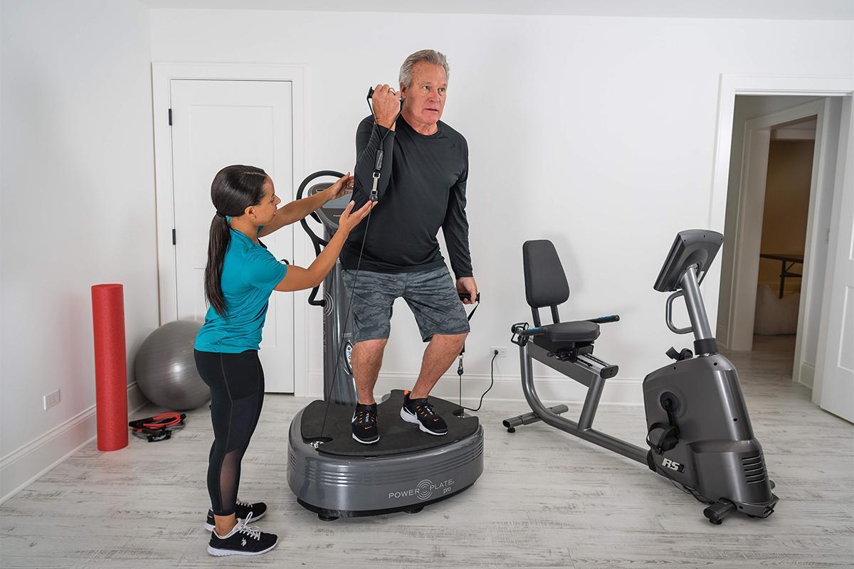 Gym80 4E Series Eccentric-Isokinetic Training - SEARA Sports Systems